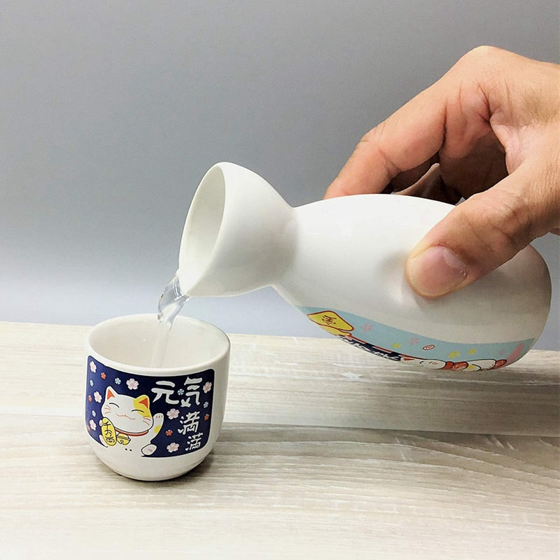 Kawaii Japanese Sake Set (1 Flask & 4 Cups) With Maneki Neko Design ...